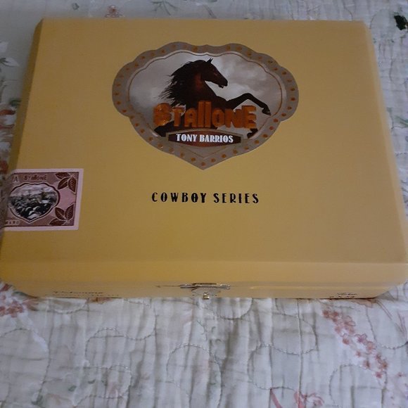Other | Tony Barrios Stallone Cowboy Series Yellow And Gold Empty Cigar ...